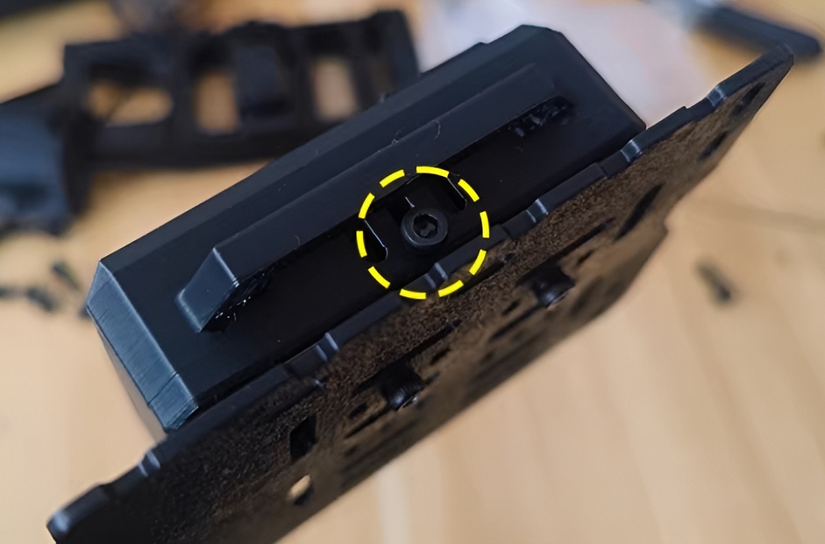 MJX Hyper Go H8H 1/8 Scale Upgrade Parts Left Side Expansion Plate